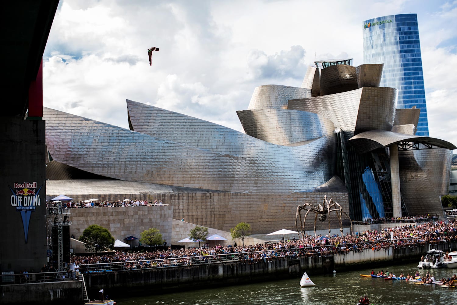 El Red Bull Cliff Diving de Bilbao EN DIRECTO