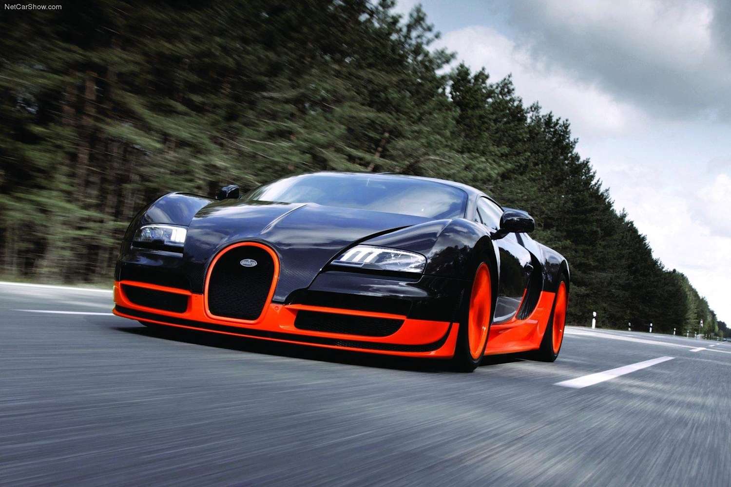 The fastest road cars on the planet Koenigsegg Bugatti