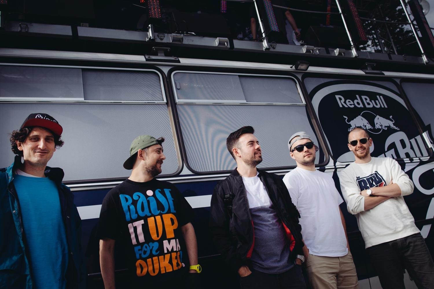 Red Bull Tour Bus – Wspólna Scena – zobacz filmy