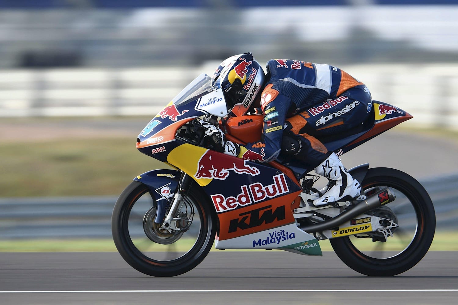 Moto3 rider Miguel Oliveira's travel tips | Red Bull