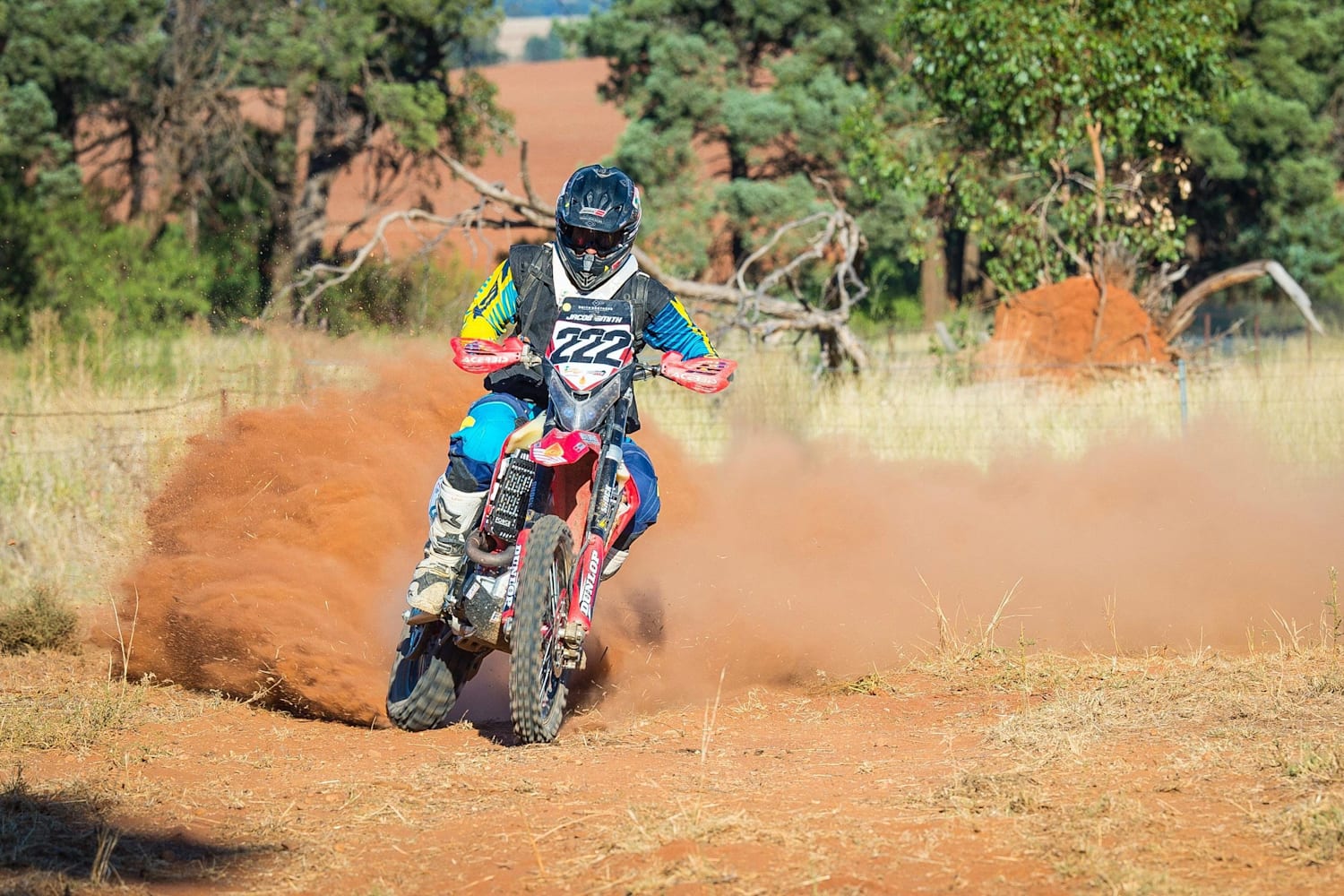 Smith Brothers Racing claims the Condo 750 win