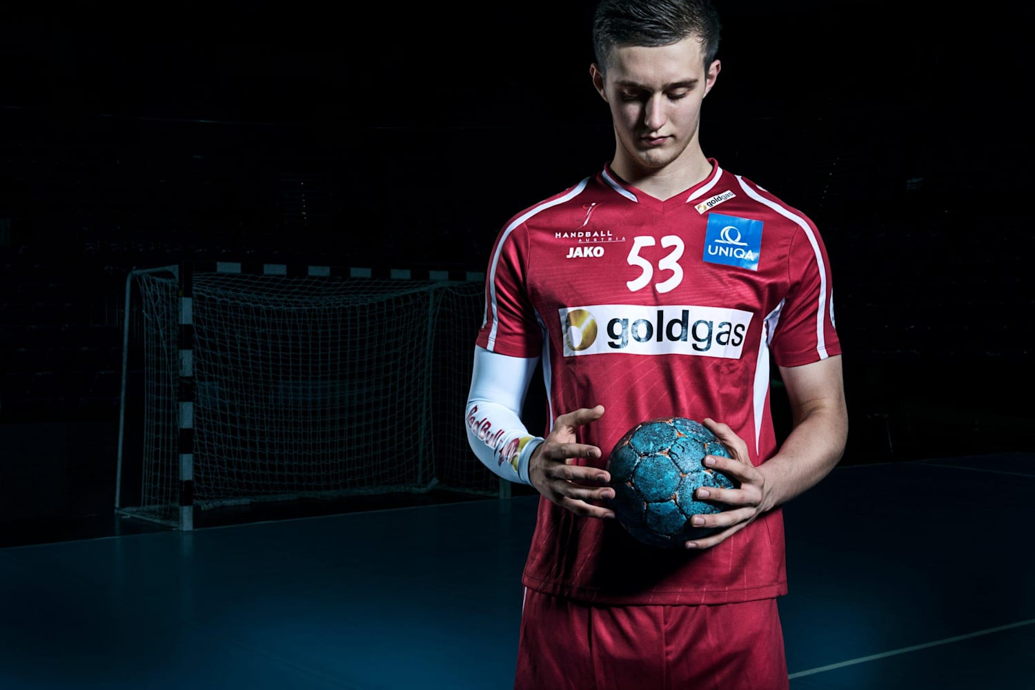 Nikola Bilyk: Handball | Offizielles Athletenprofil