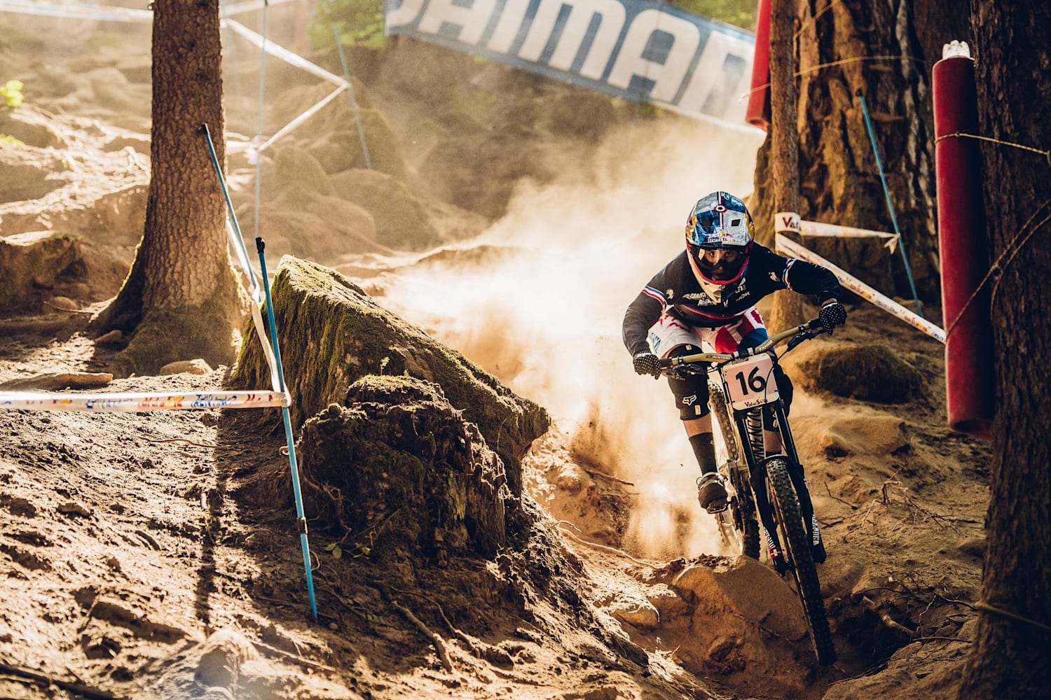 Rob Warner meets: Myriam Nicole *video* | Red Bull Bike