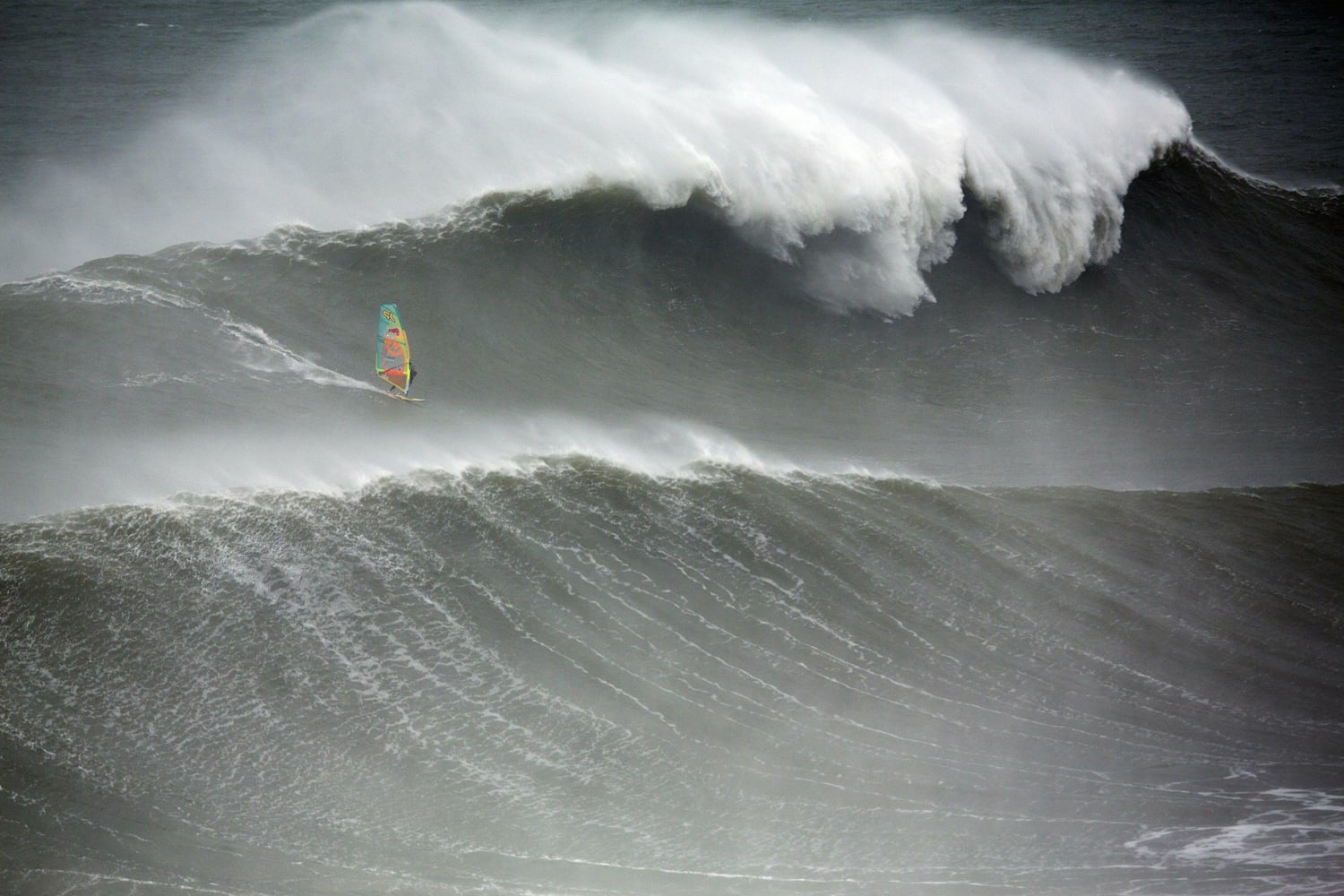 7 of the world's scariest waves to ride *list*