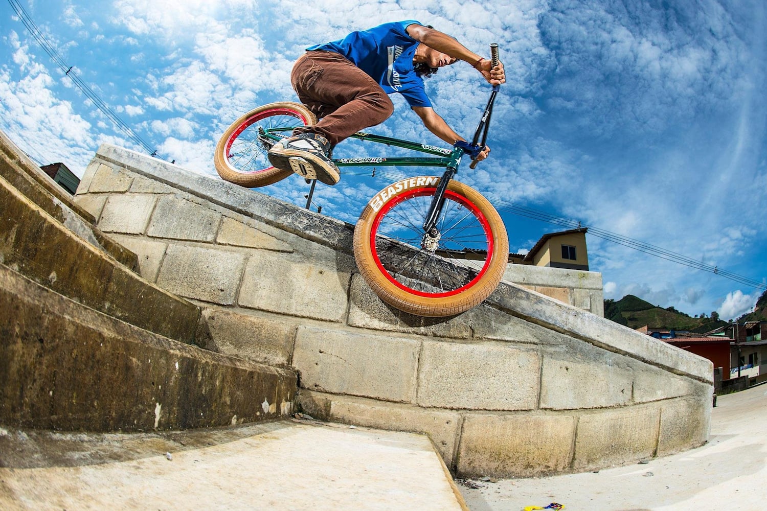 Julian Molina: Meet the one-legged BMX rider