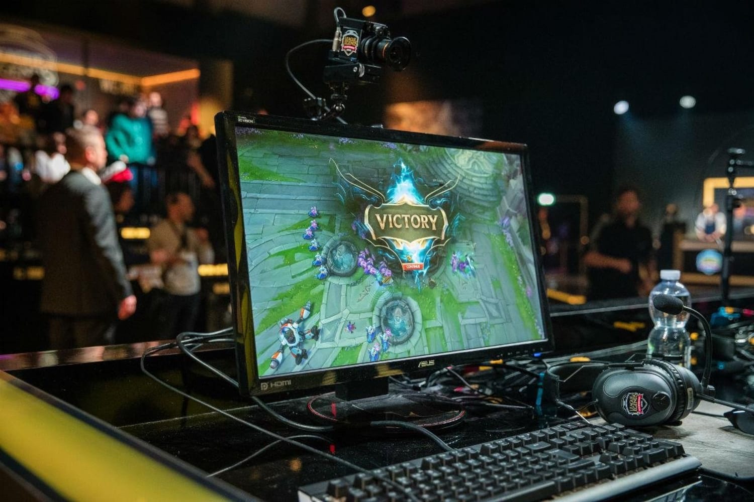 League of Legends: Future of the LCS | Red Bull eSports