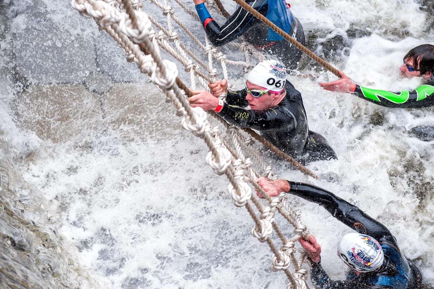 Red Bull Neptune Steps: Insiders GoPro swimming *video*
