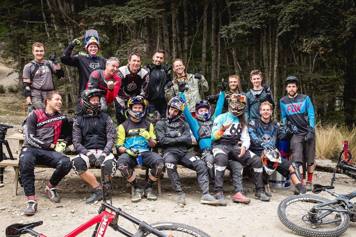 Red Bull DH stars ride Skyline Bike Park in NZ +video+