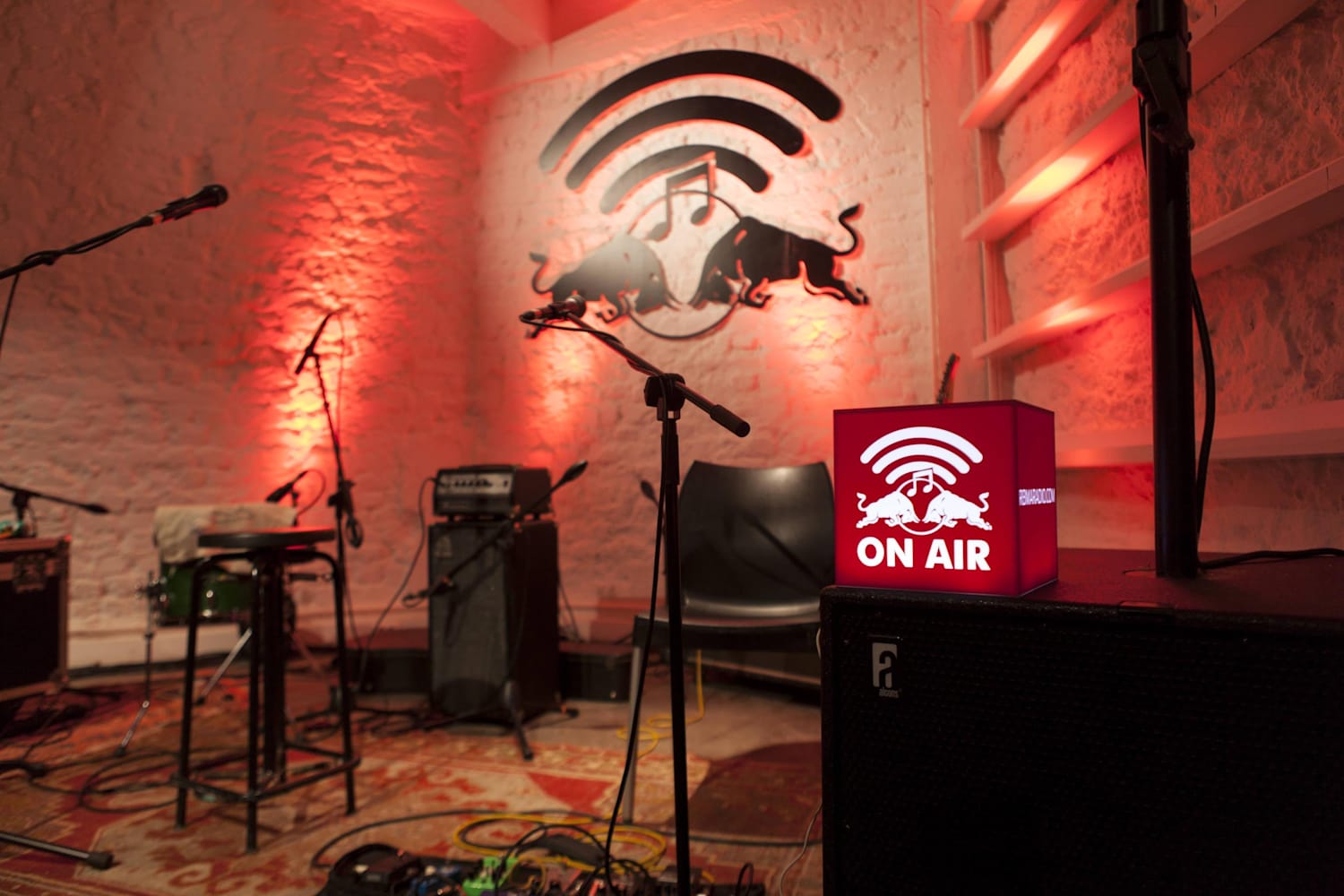 Red Bull Radio - Sound Obsession!