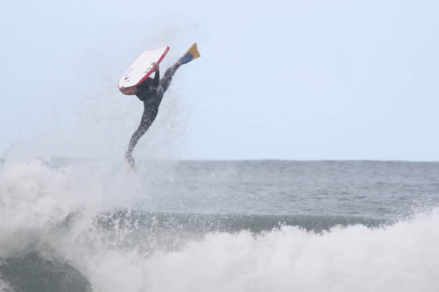 Alexandra Rinder y Hugo Pinheiro en tow out bodyboard