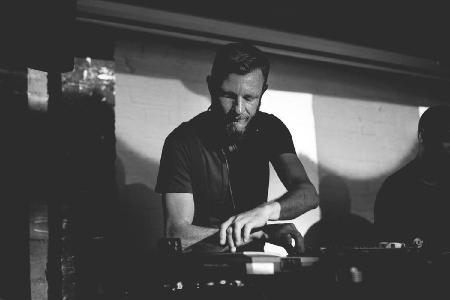 8 of the best ambient artists: past and modern