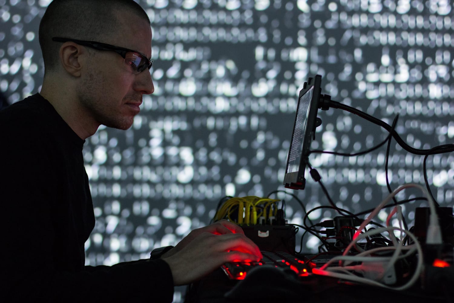 Resolution: Live electronics meet cutting-edge tech