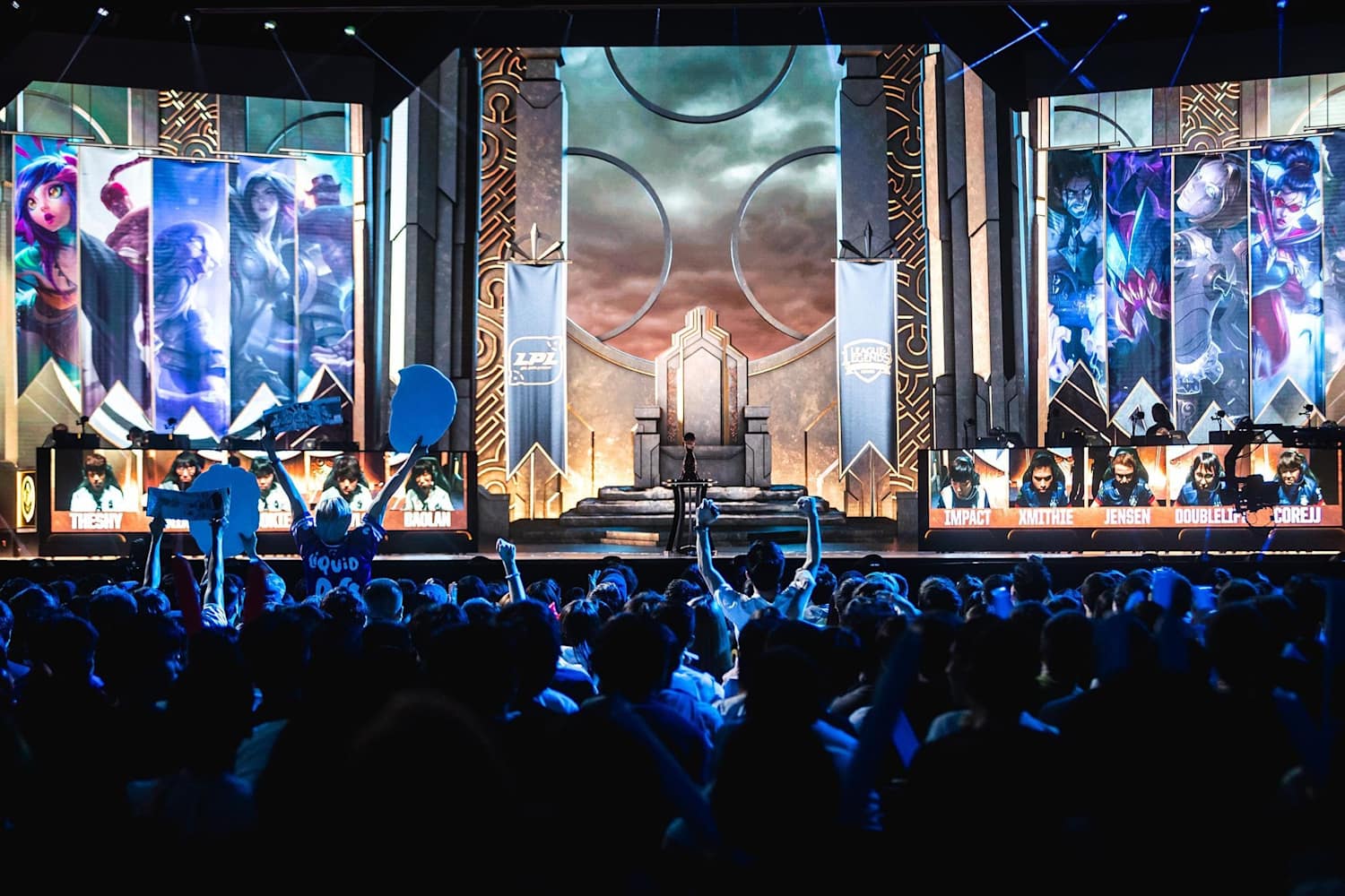 MSI 2019 League of Legends champions | Red Bull Esports