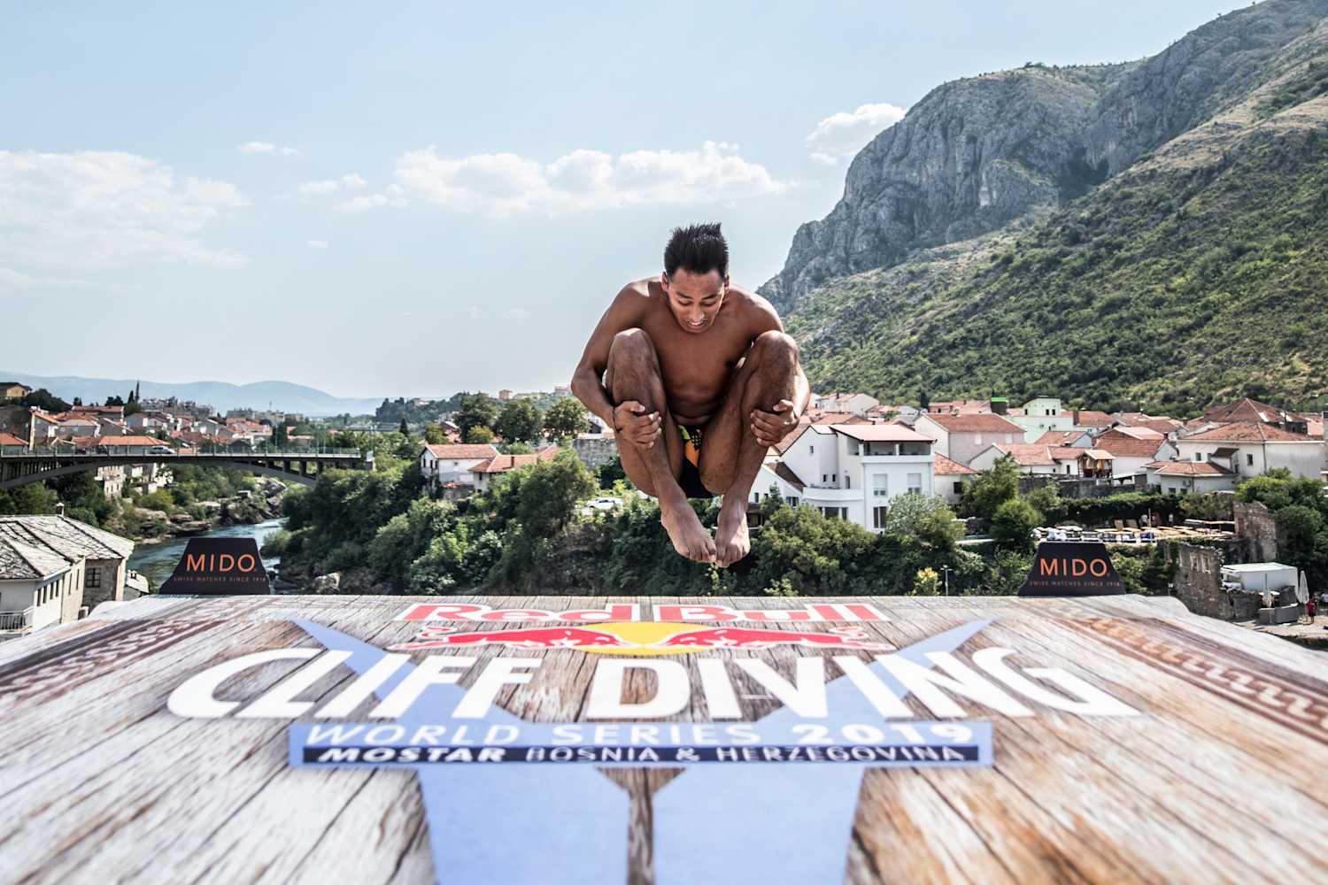 Red Bull Cliff Diving: giros y saltos mortales
