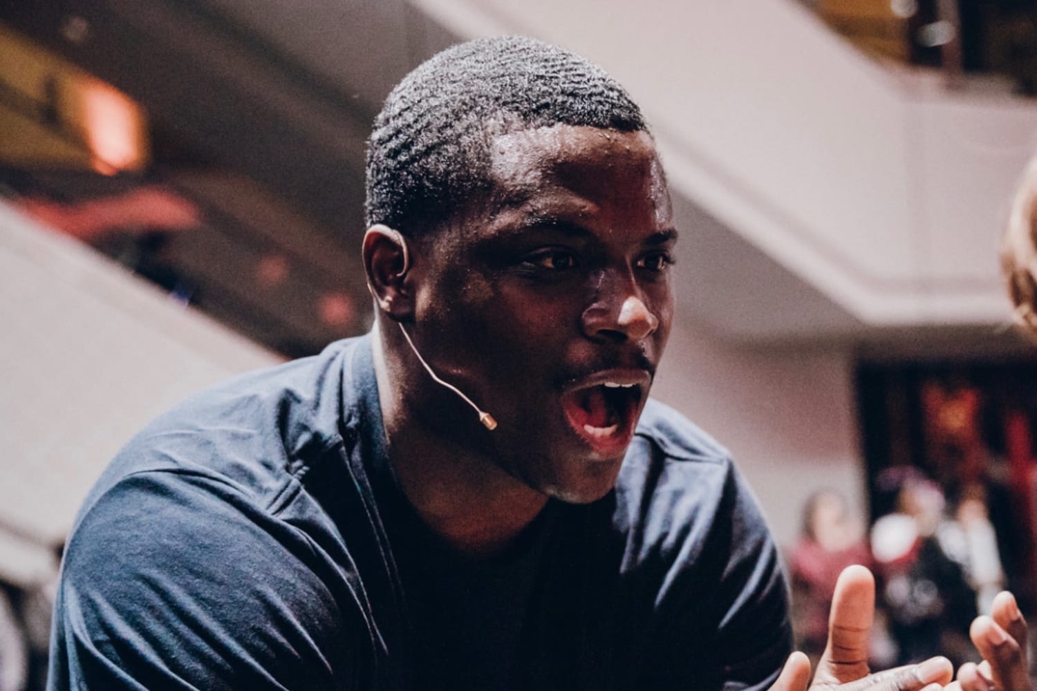 【Class in Session】NBAシュートコーチがAnakinから『鉄拳7』を学ぶ！ | レッドブル