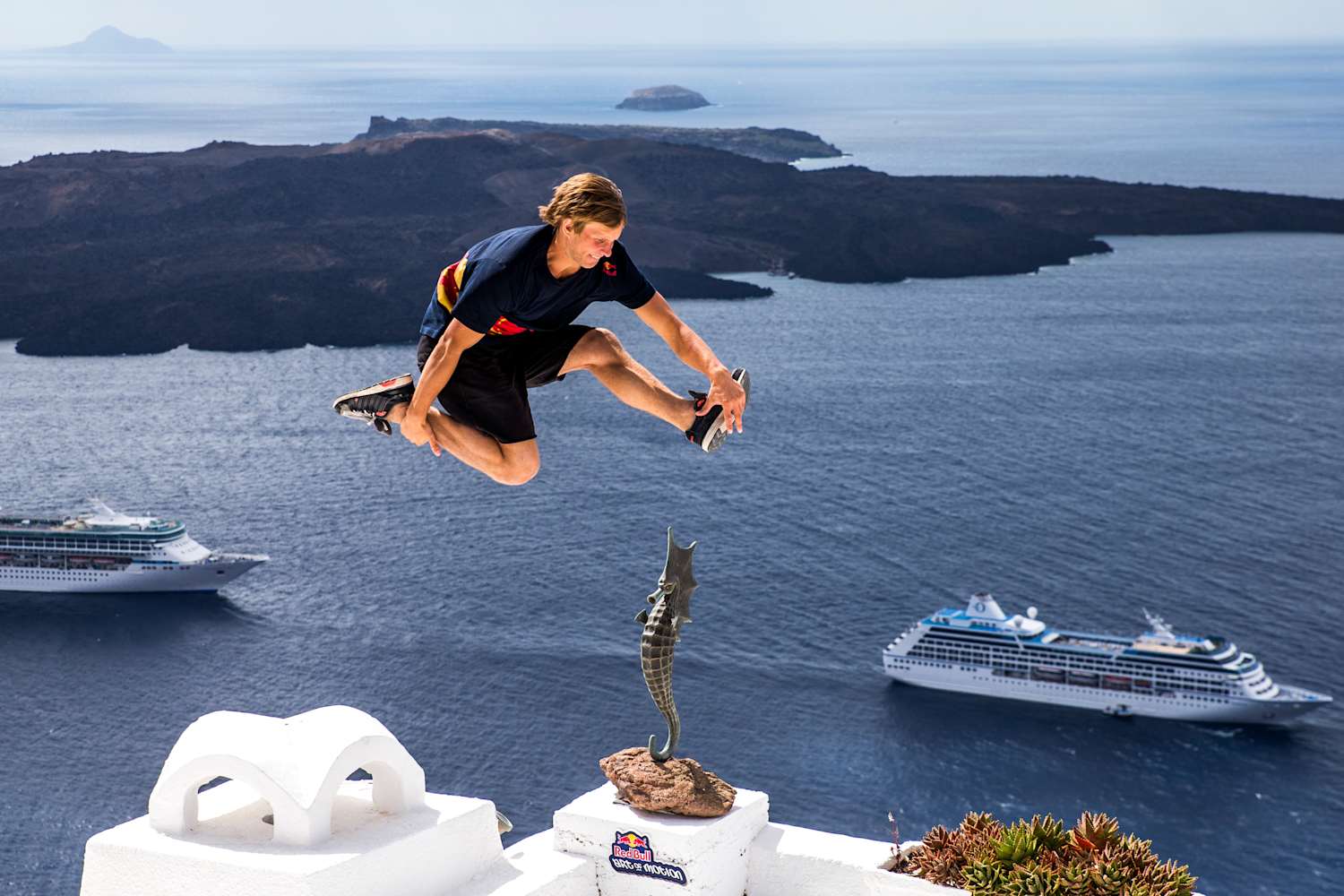 Freerunning in Santorini