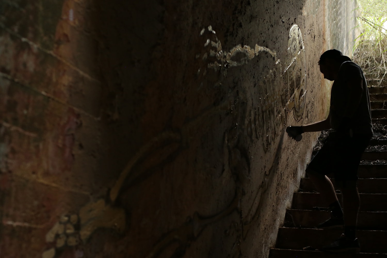 Burrow: Exploring the world of graffiti art – video