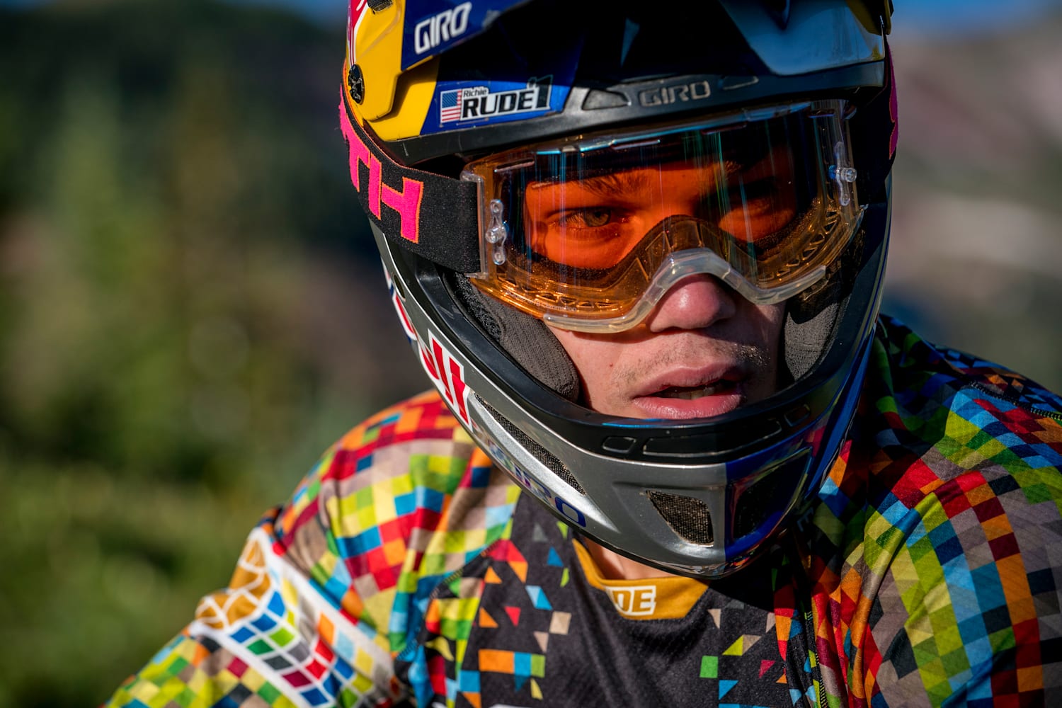 MTB Raw S1 E17: Richie Rude shreds in New Jersey