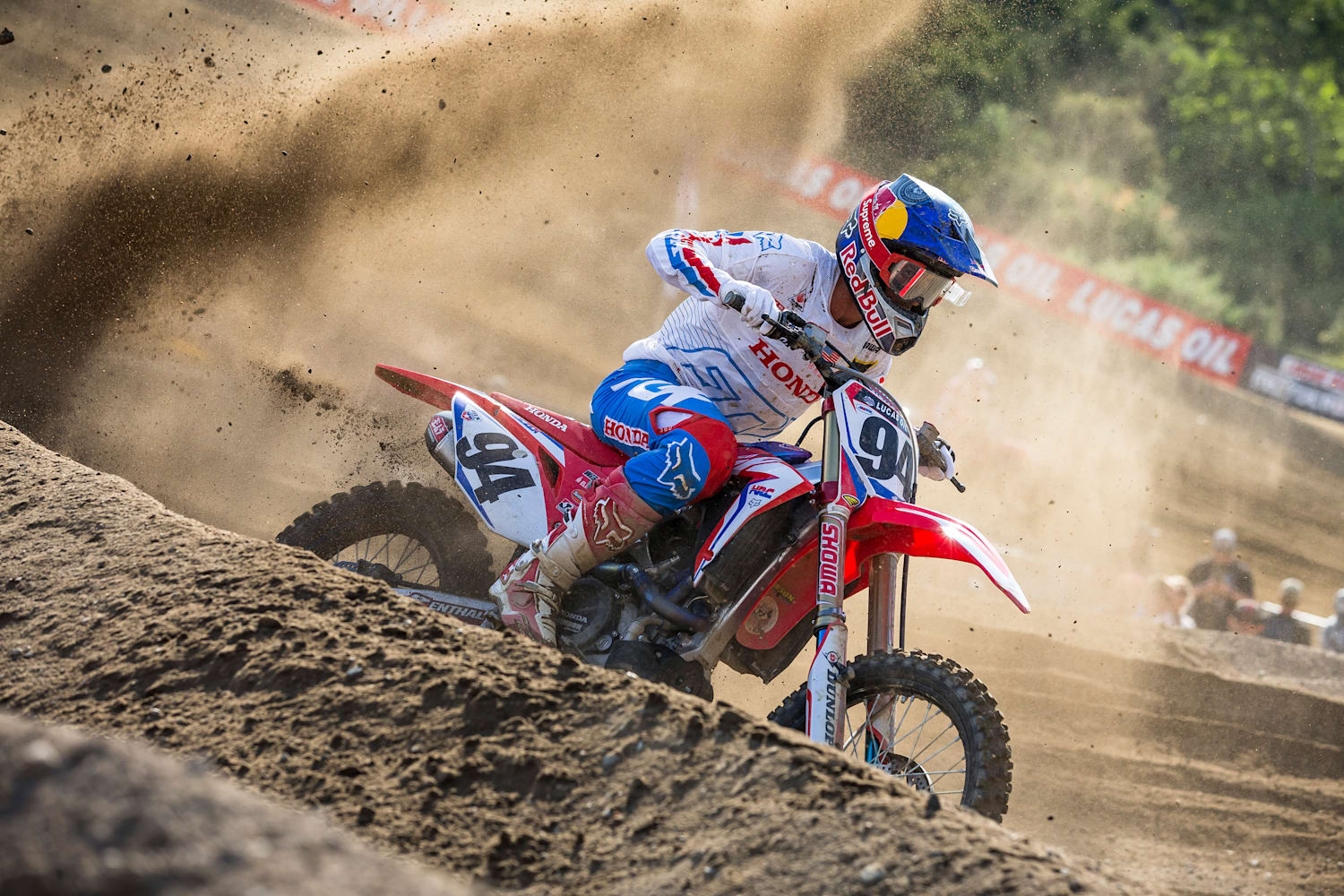 MX Nation : Behind the scenes of pro motocross