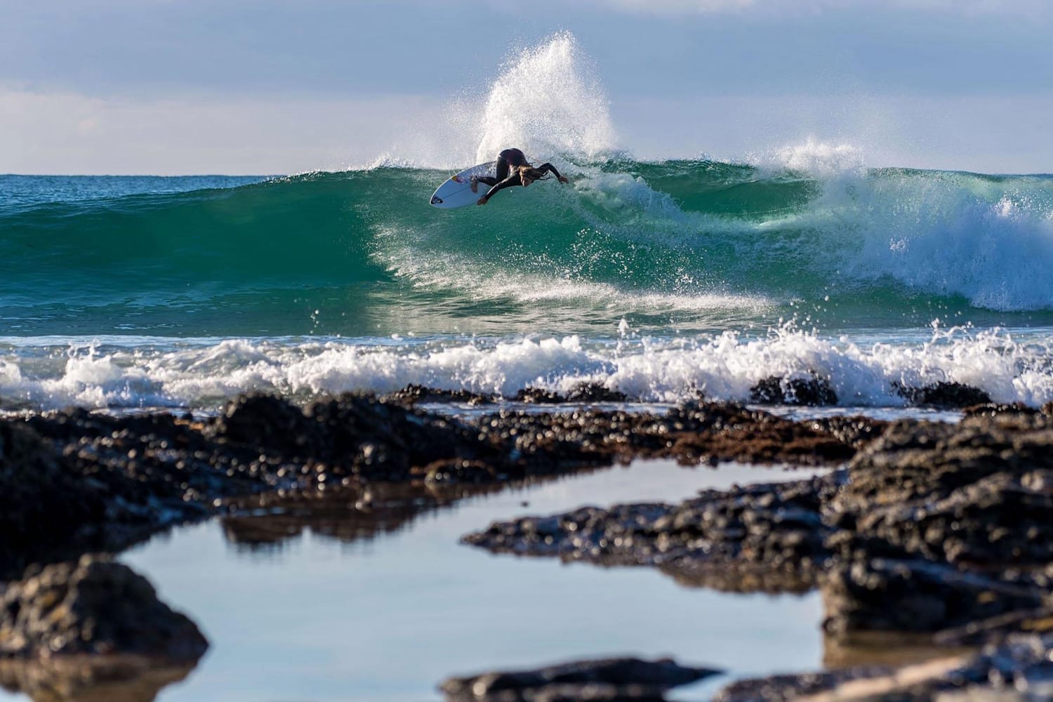 Surf Raw S1 E6: 2018 rookie of the year Caroline Marks