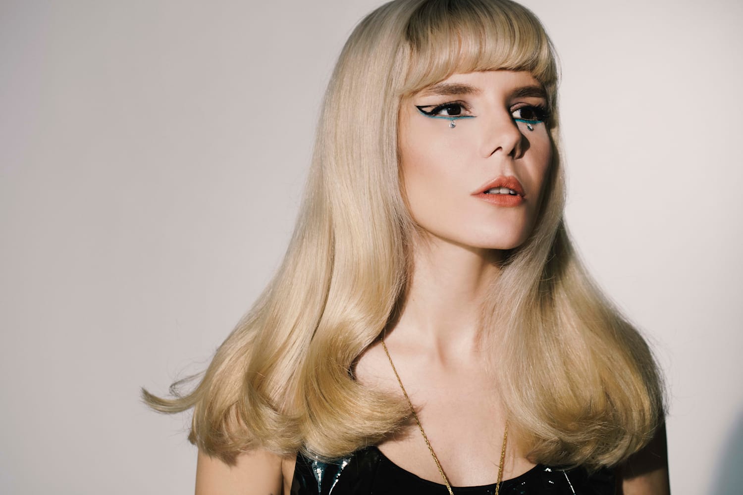 "Hayat Neşemizi Muhafaza Etmeye Çalışıyoruz" Dedirten Gaye Su Akyol ...