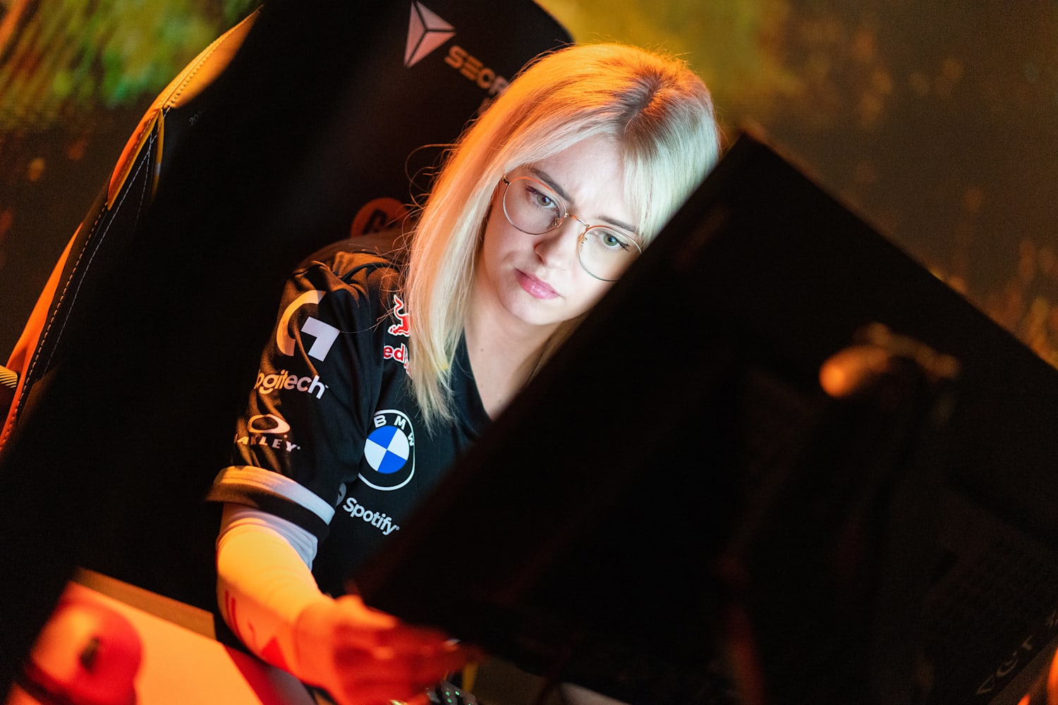 Valorant Pro Settings (Mouse Sensitivity, Keybinds, Crosshair, and ...