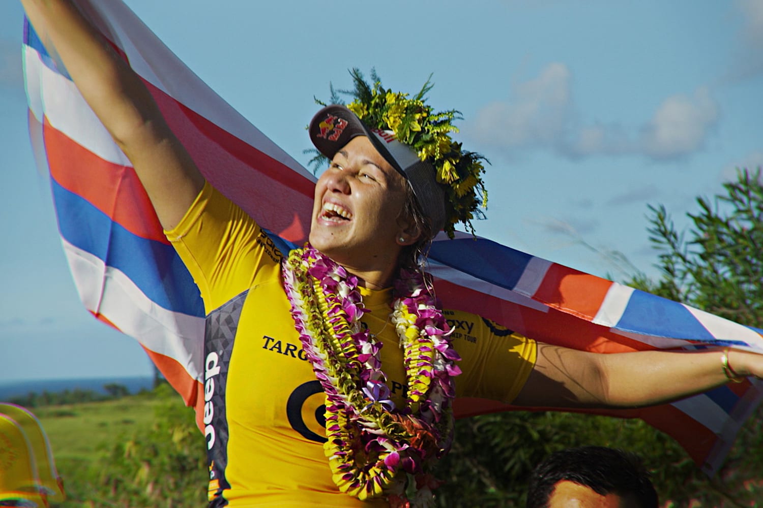 Hawaii's Moana Jones Wong Makes History By Capturing Billabong Pro ...