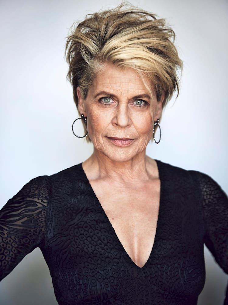 Linda Hamilton Linda Hamilton Found It Awful Watching Terminator: Dark