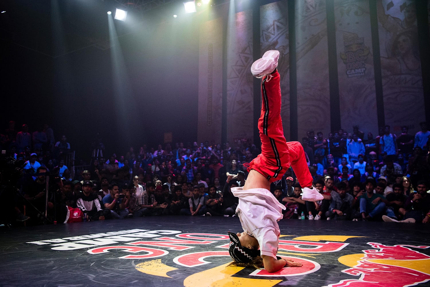 headspin breakdance move