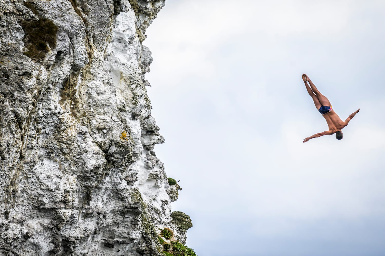 cliff diving world record