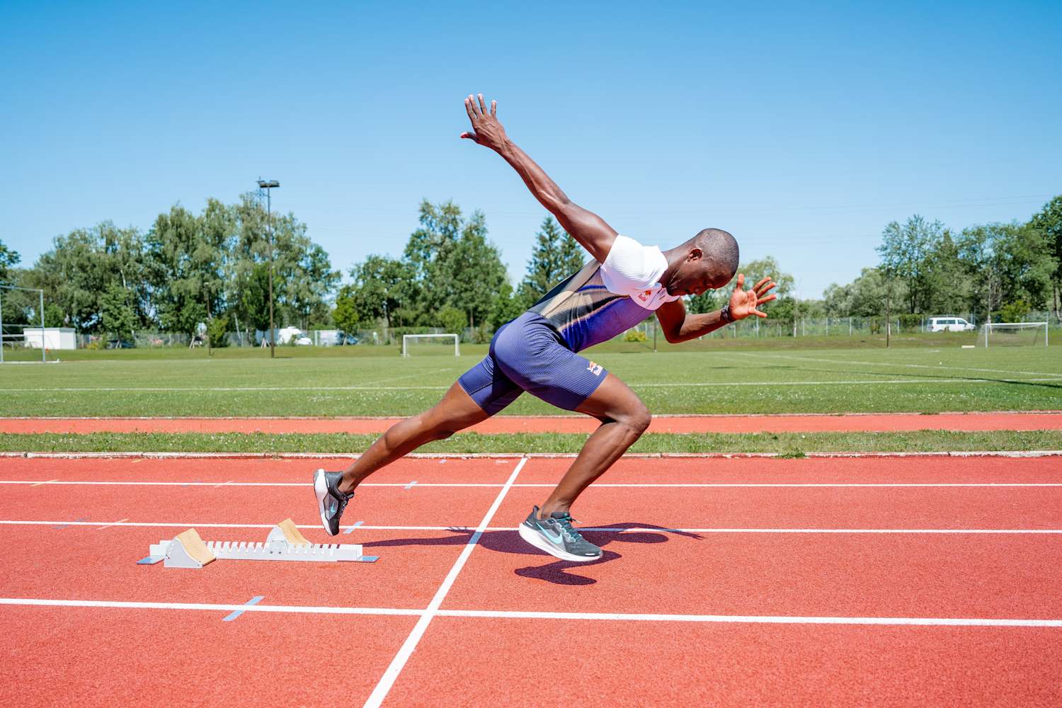 sprint start technique