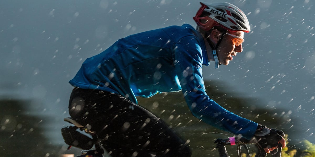 Winter-proof cycling tips: How to equip for the cold