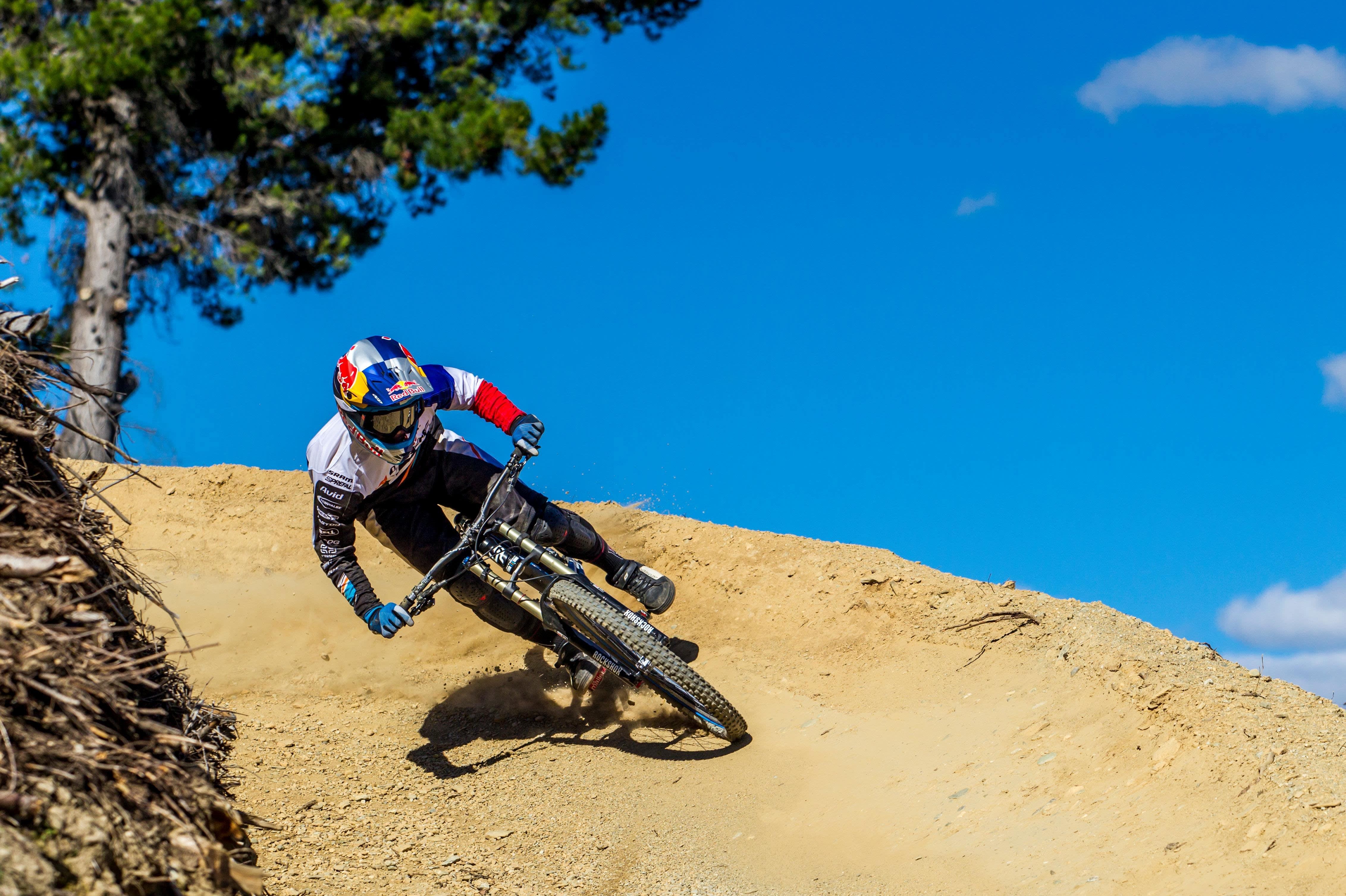 Bienvenue à Loïc Bruni