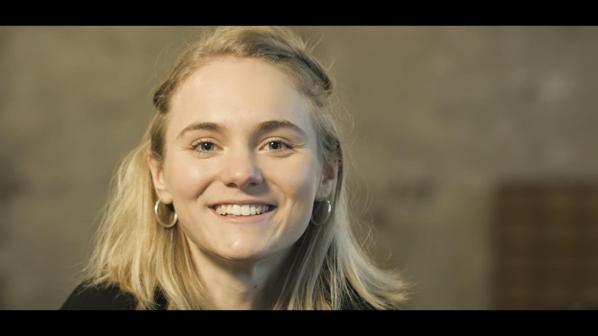 Exclusive saxophone session with Laura Misch | Red Bull