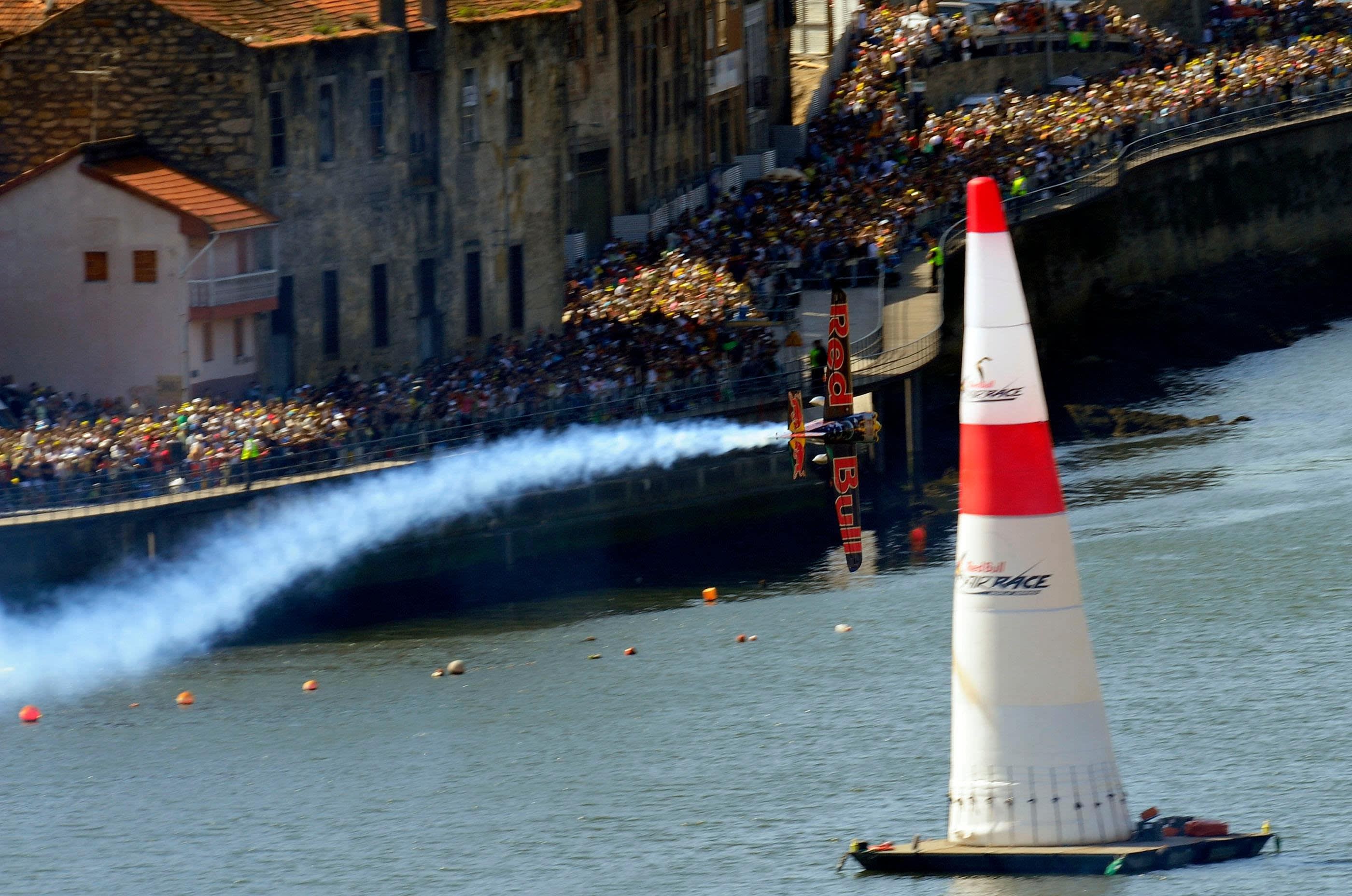 Red Bull Air Race Porto 2017: Pilotos e Aviões