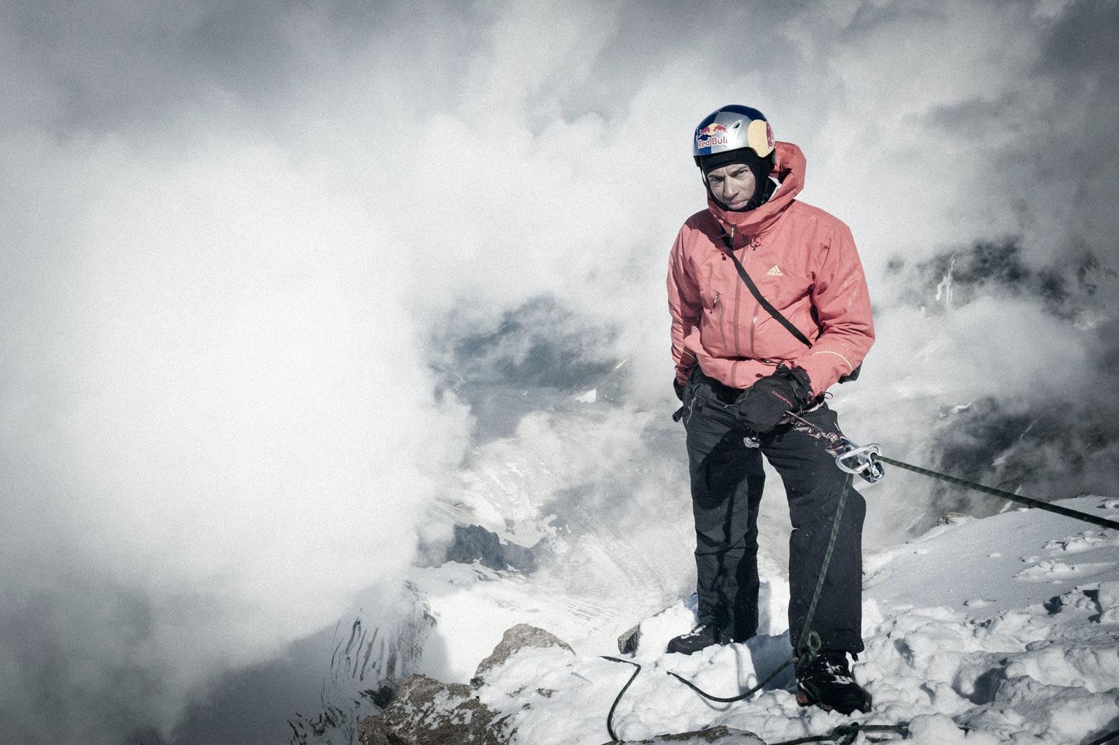 Valery Rozov BASE Jumping