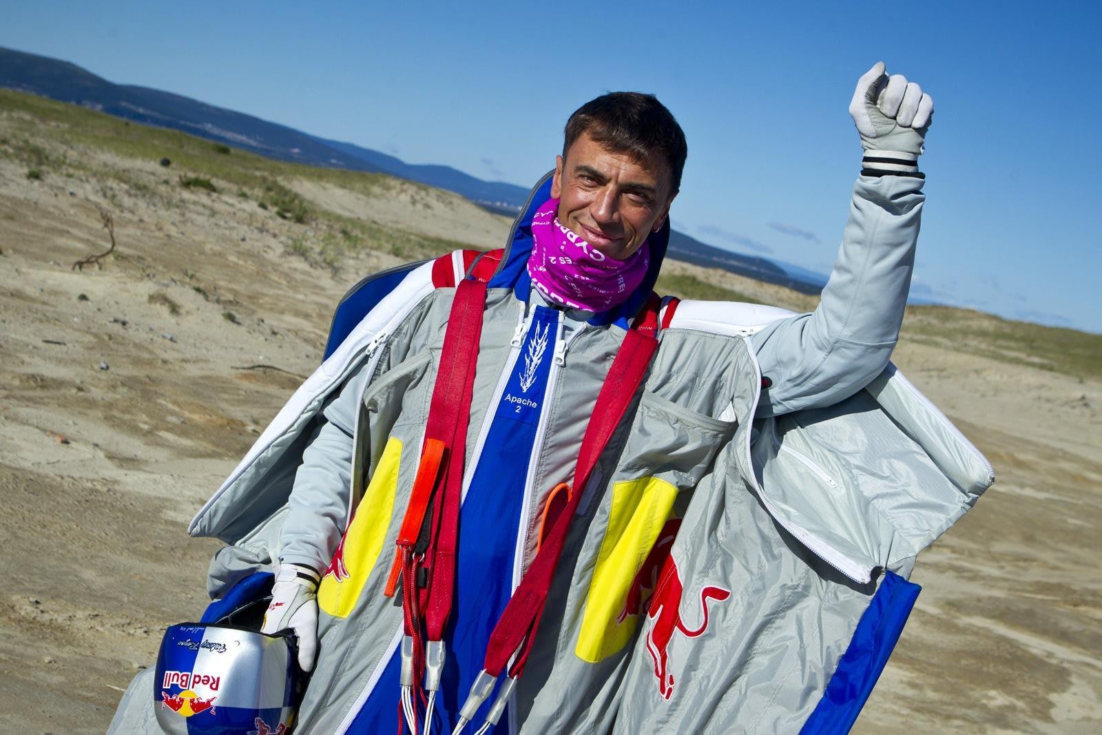 Valery Rozov BASE Jumping