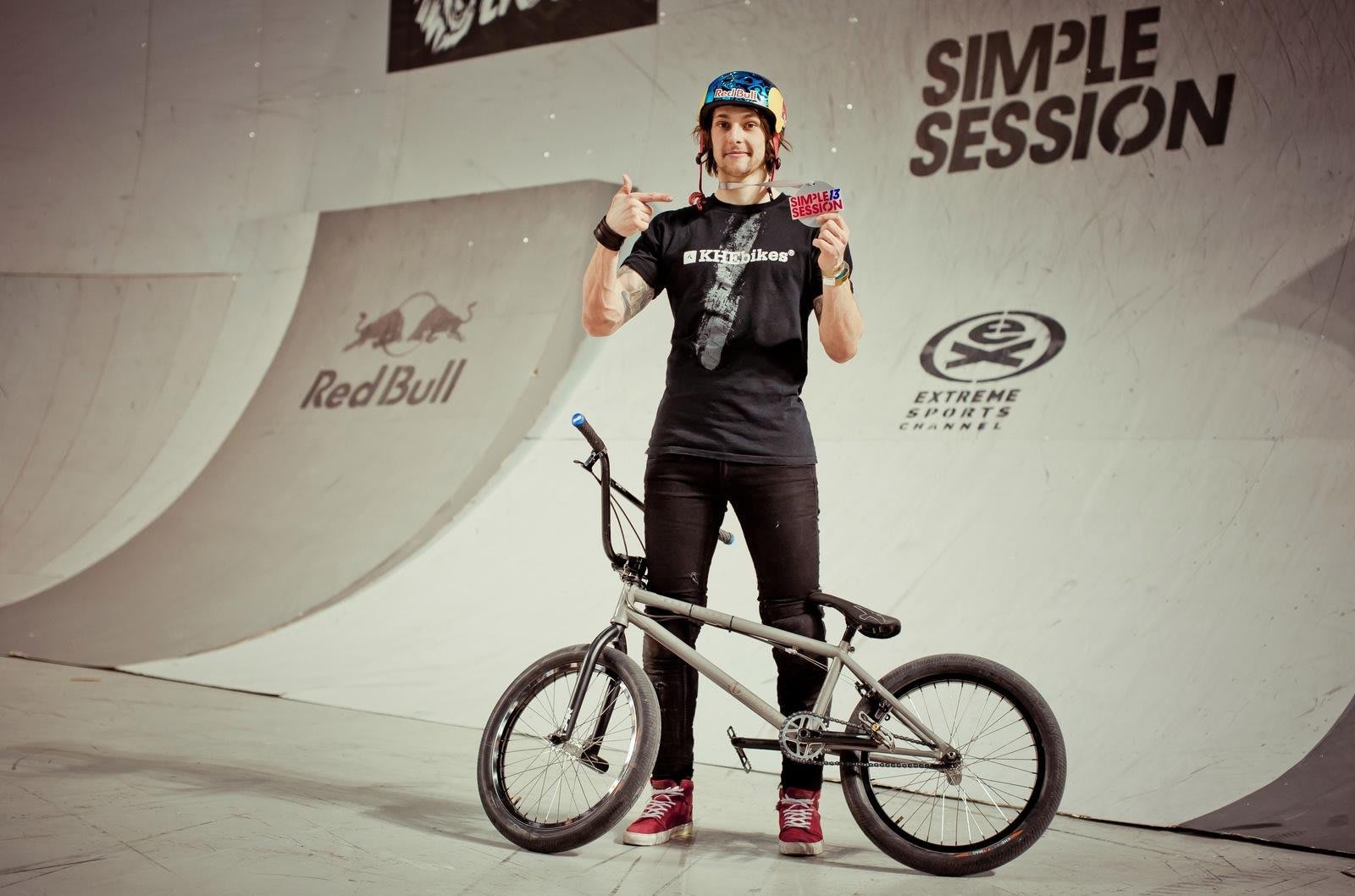 Kevin Peraza, vencedor: Simple Session 2013