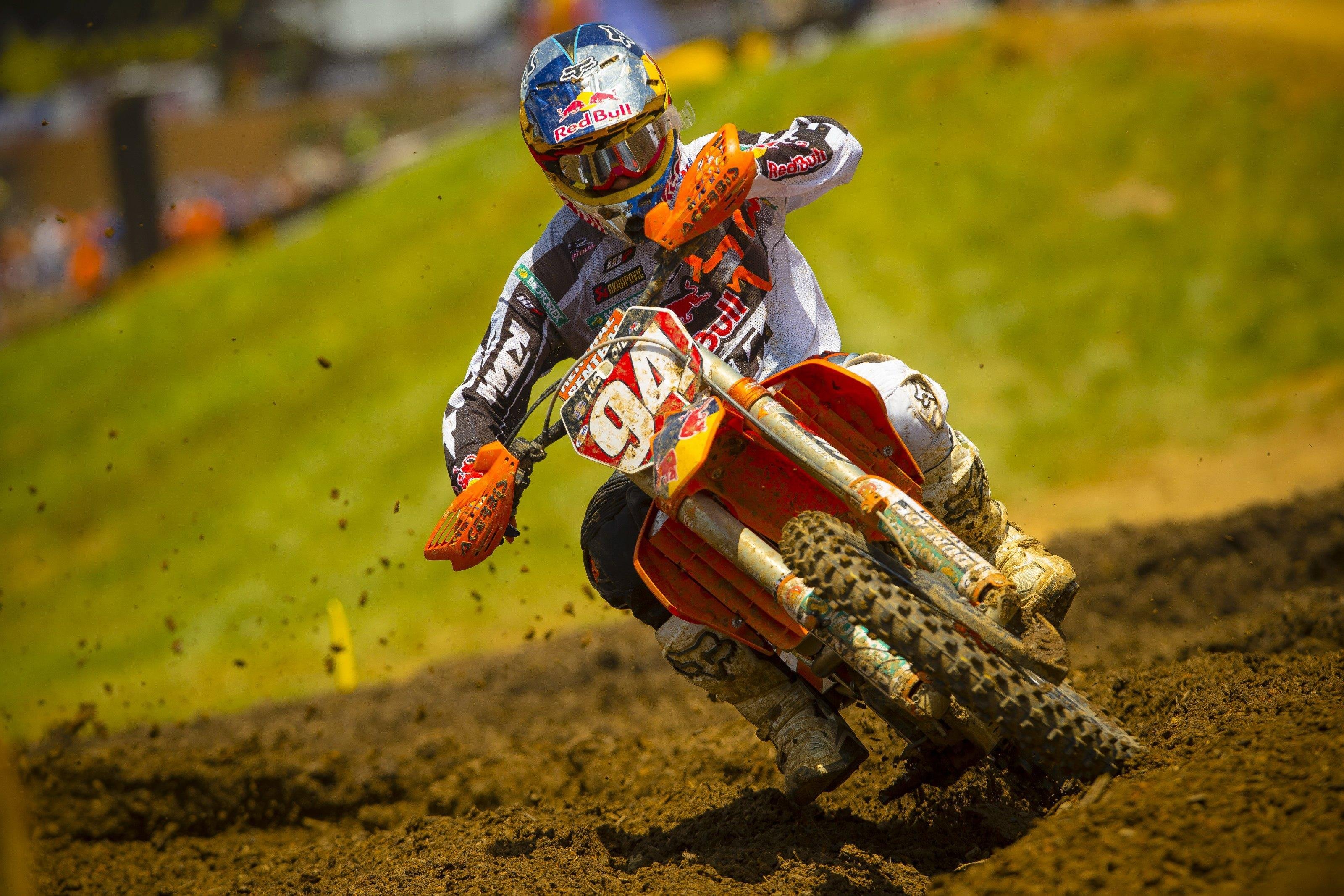 The long day of an American pro motocross fan