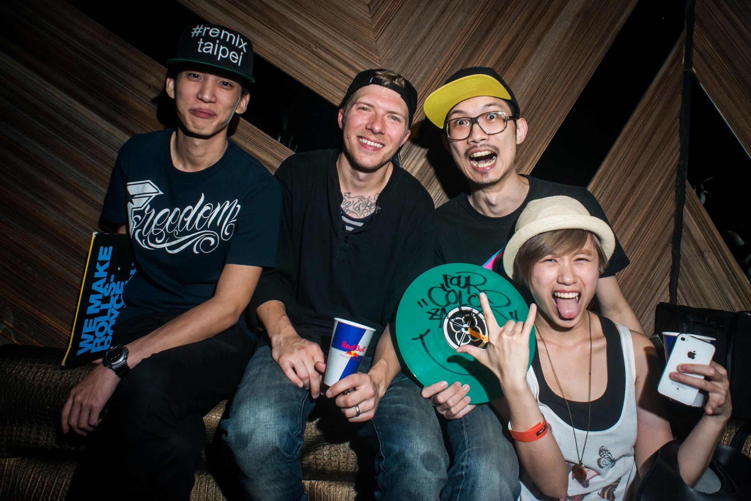 2014 Red Bull Thre3style台灣冠軍專訪：DJ Din Din