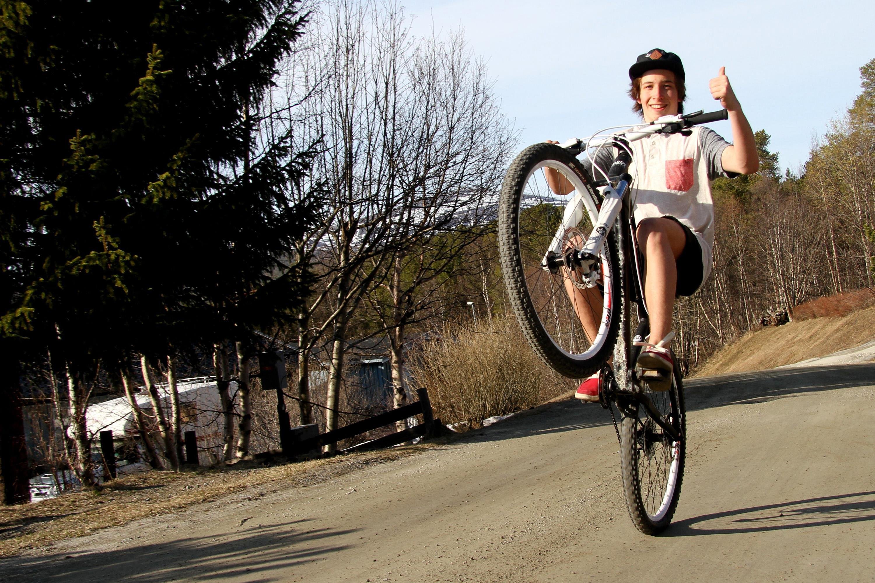 A day in the life of snowboarder Marcus Kleveland