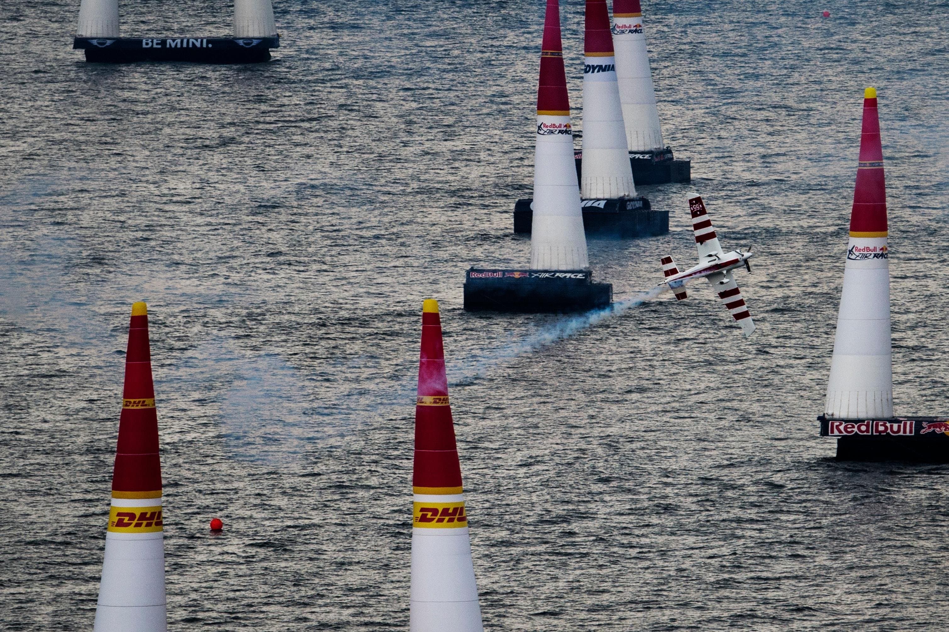 Red Bull Air Race波兰站 Hannes Arch夺冠