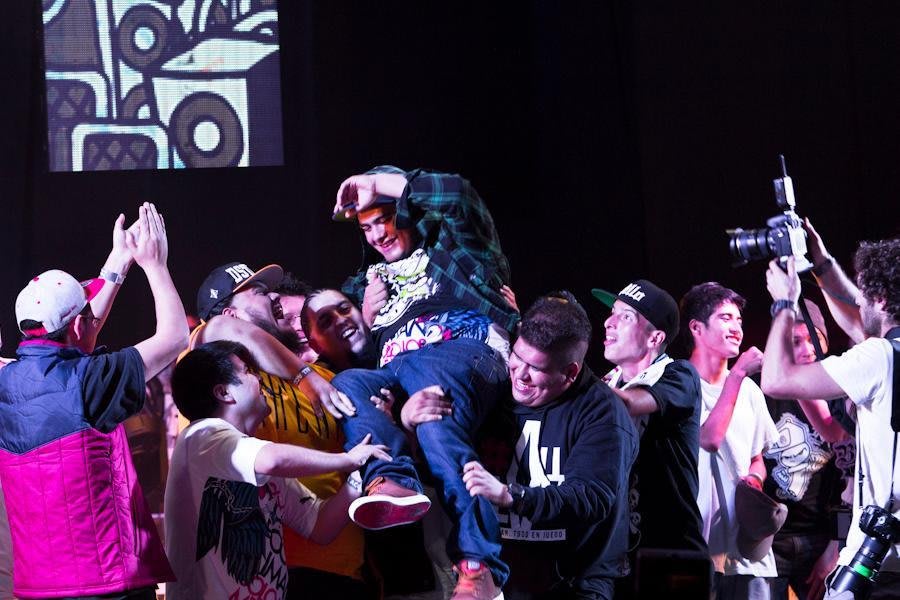 Aczino se corona para la final internacional