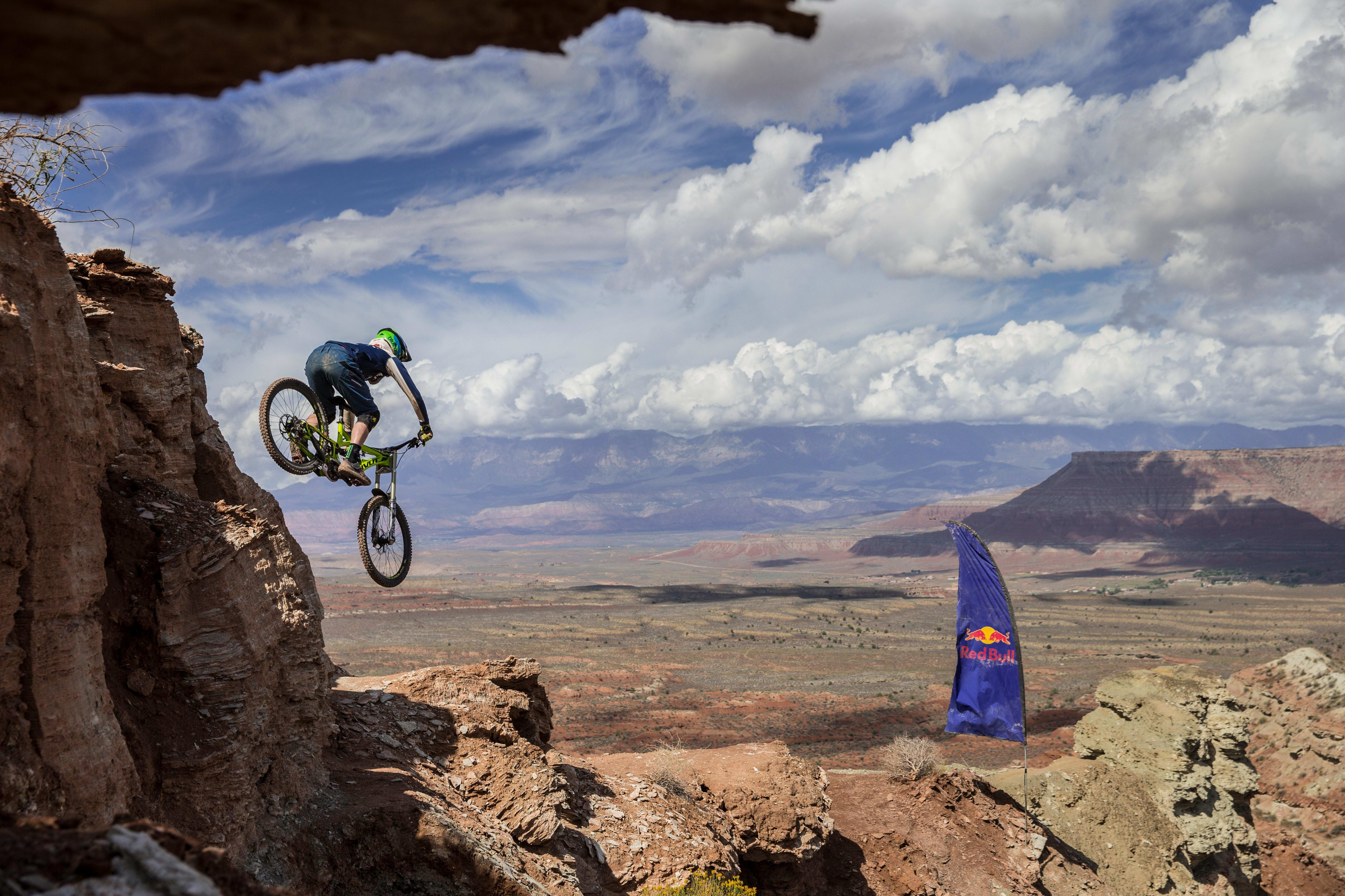 Poznaj rowerowego wirtuoza Bernard Kerr