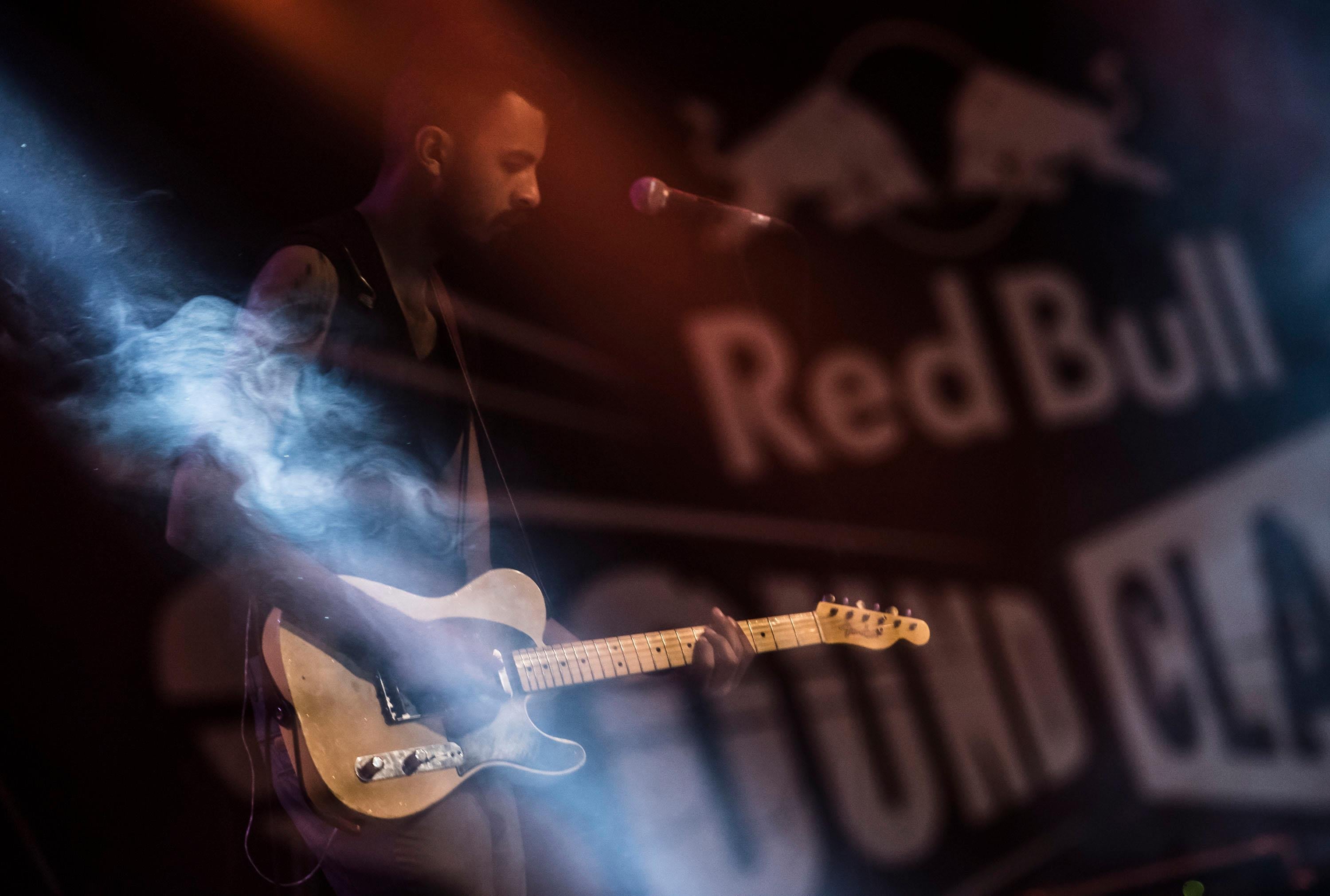 أكثر من مجرد حفلة