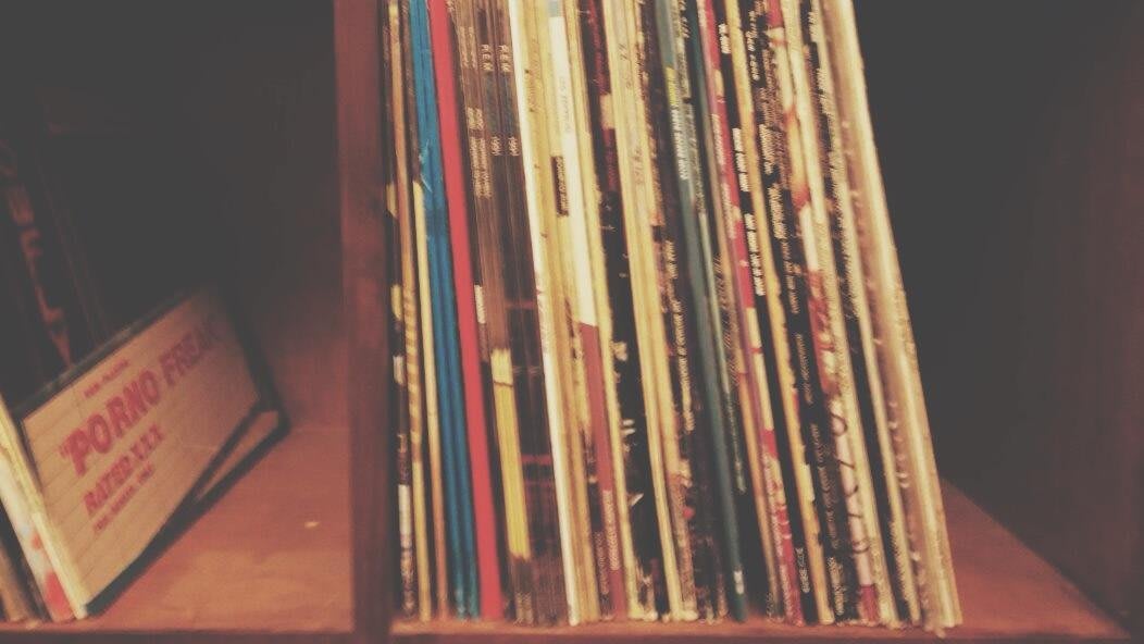 Mumbais The Revolver Club reden über Record Store Day