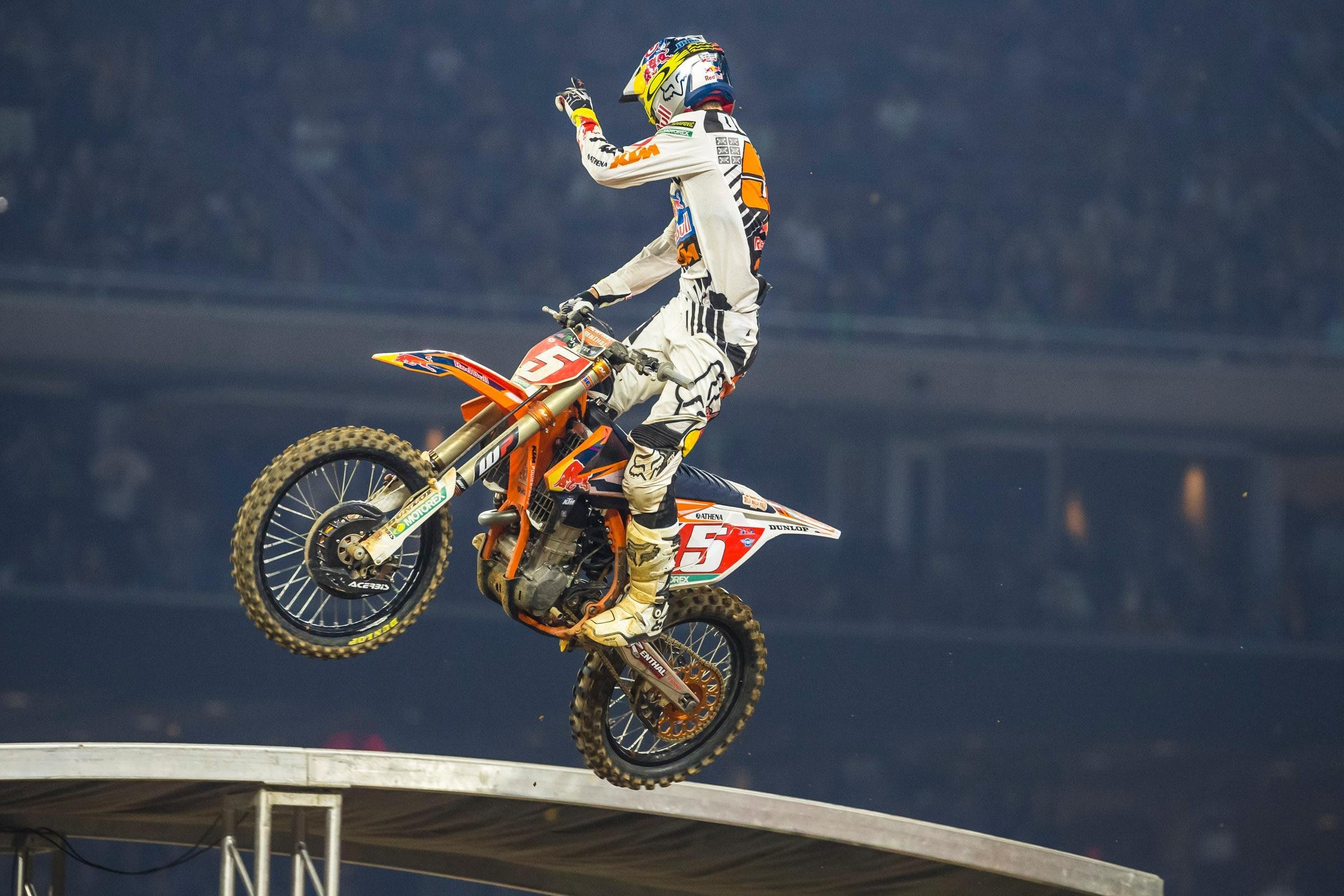 Ryan Dungey Wins the 2015 AMA Supercross Championship