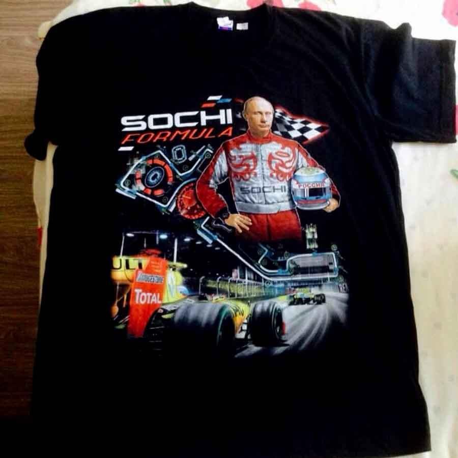 Putin vira piloto de F1 em merchandise russo