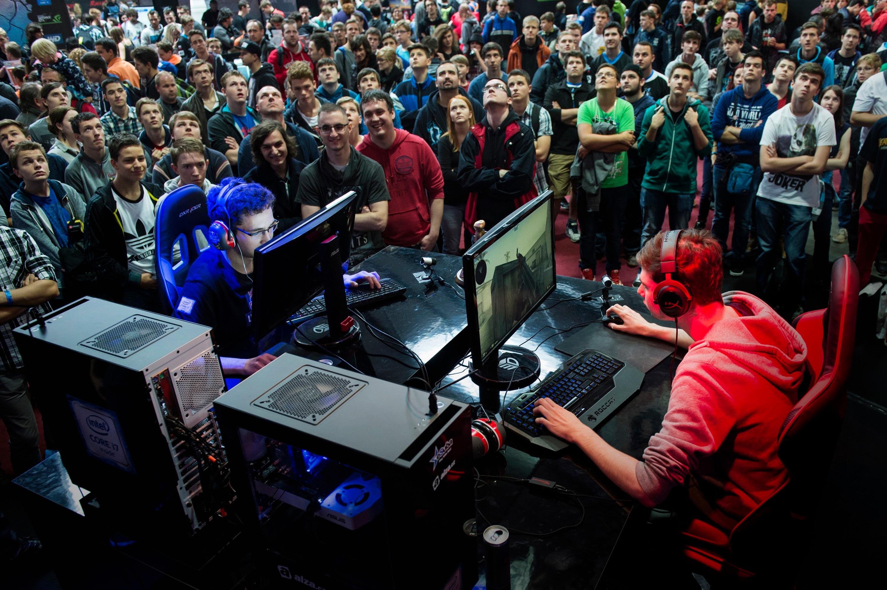 Red Bull Ultimátní Hráč - nauč se CS:GO