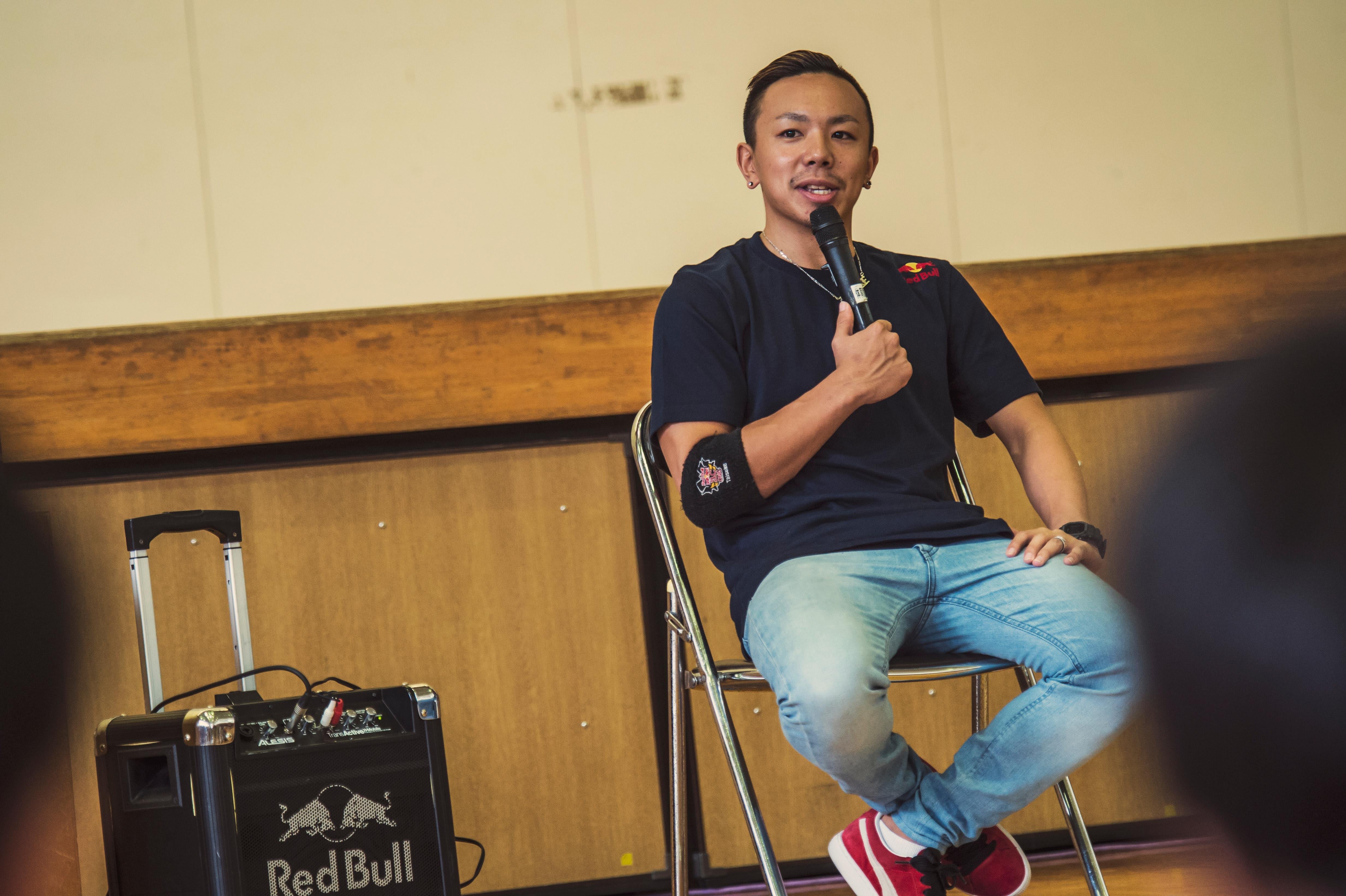 2015.11.11 | Taisukeが故郷・佐世保で世界一獲得を報告 | B-BOY